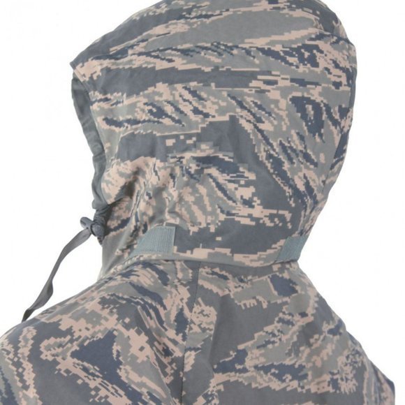 Jackets & Coats | Usaf Goretex Parka Apecs Military Digital Camo Jacket ...